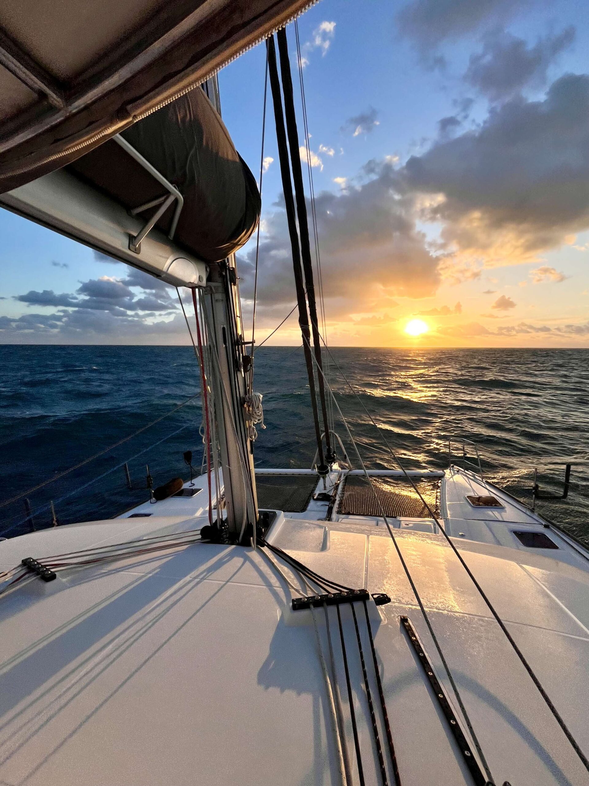 MIRA SOL - Regency Yacht Charters